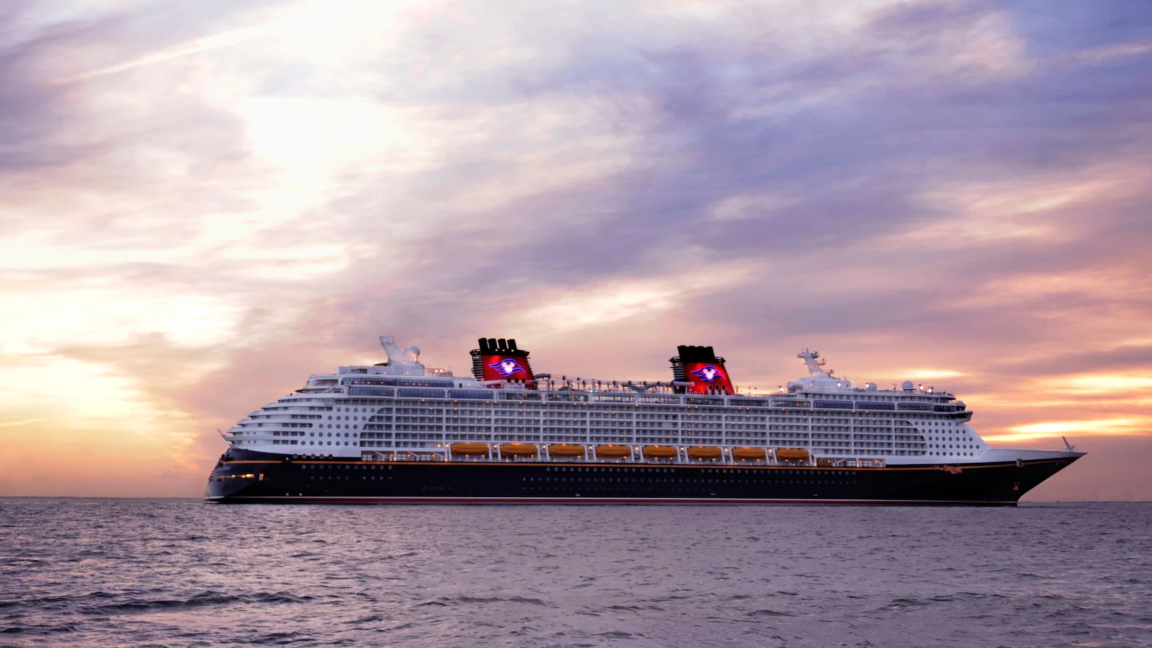 Disney Cruise vs Disney World: Which Should You Book? - The Family ...