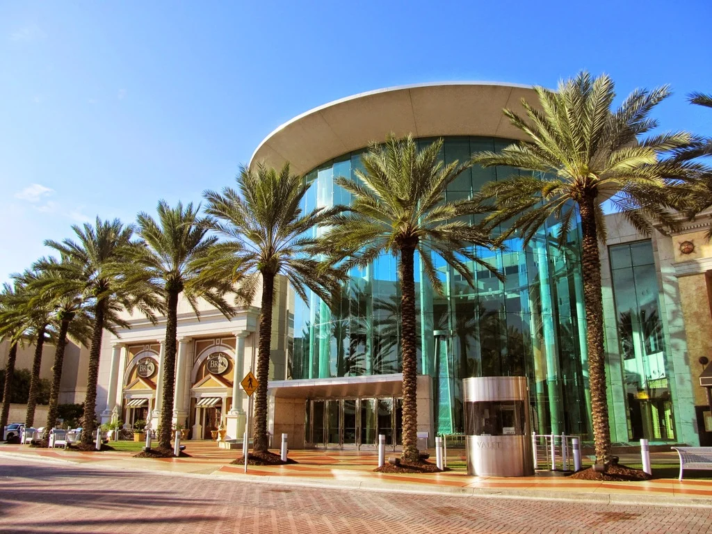 16 of the Best Outlet Malls in Florida - The Family Vacation Guide