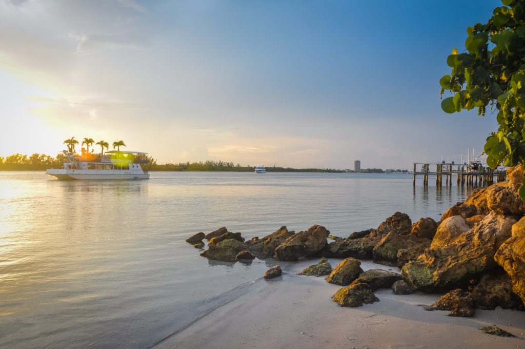 16 of the Best Siesta Key Restaurants for Families with Kids - The ...