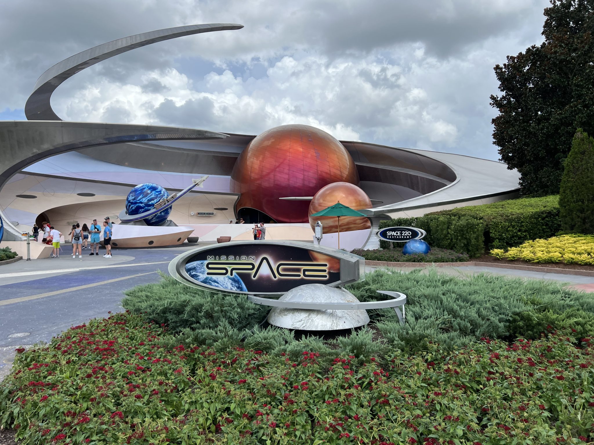 11 of the Best EPCOT Rides: A Complete Guide - The Family Vacation Guide