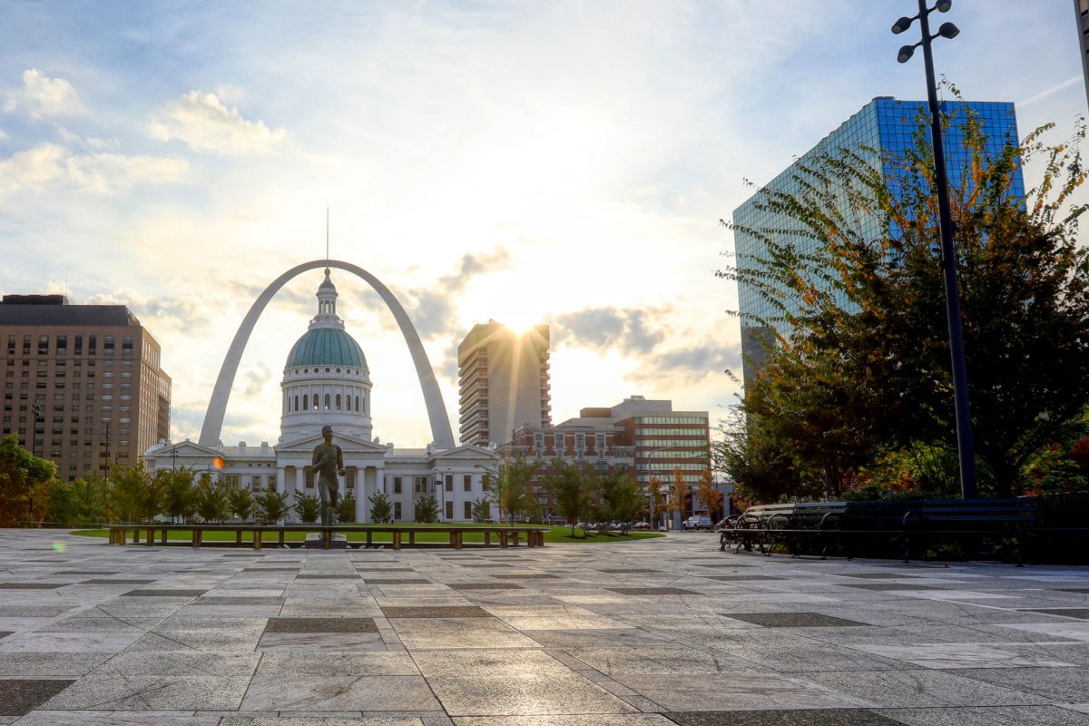 St. Louis Family Travel Guide: Everything You Need to Know Before ...